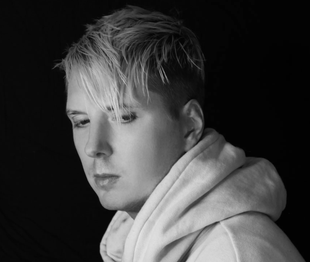 Welcome to the Future: Jared Farrell’s New Album “THE LUNATIC MESSIAH ...