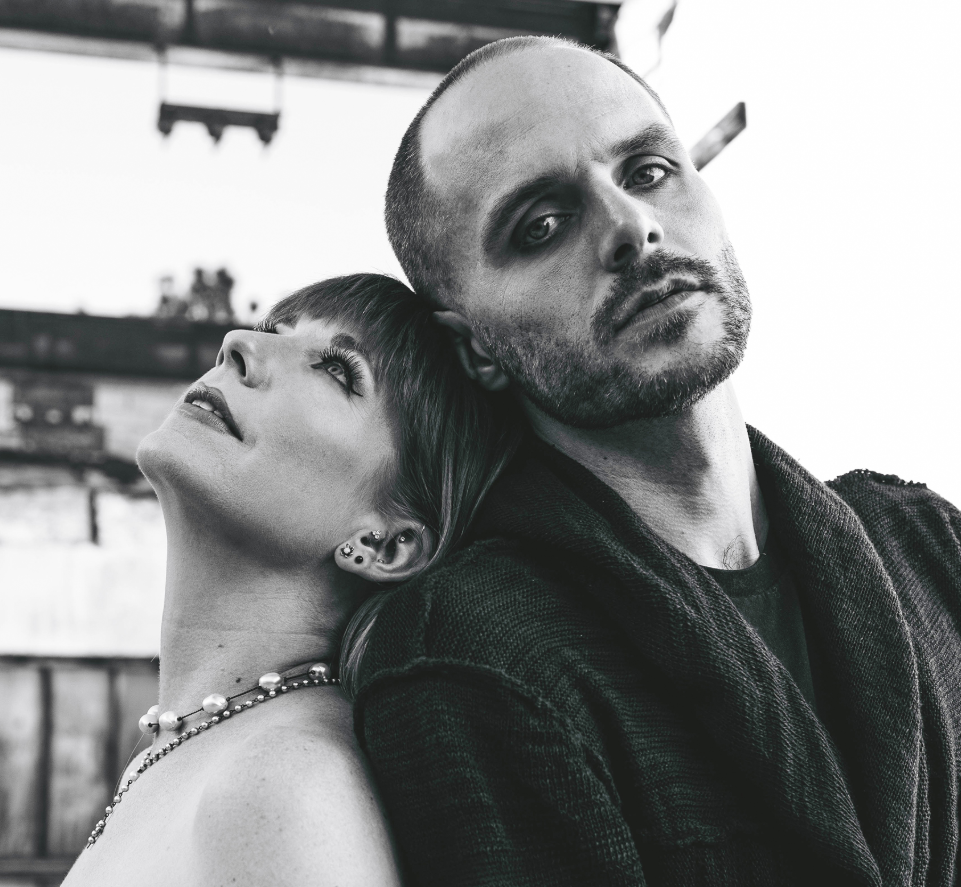 Two voices and a Guitar – Yet it Sounds Like an Orchestra: Flagship ...