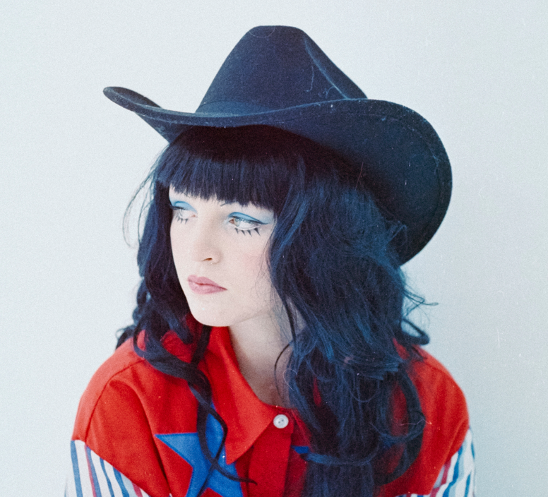Desire with a Wink: Molly Millington’s “Julius” – Voxwave Magazine ...